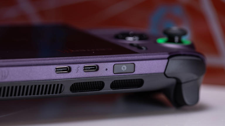 Intel Arc G3 Extreme tested: This is the PC gaming handheld chip to beat