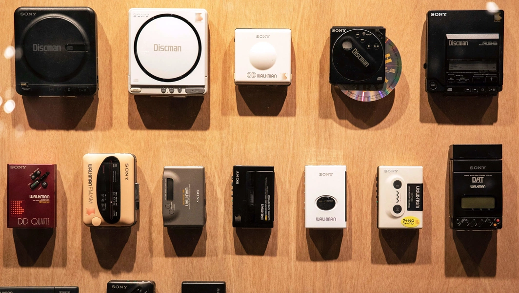 16 iconic 1990s technologies that shaped modern life
