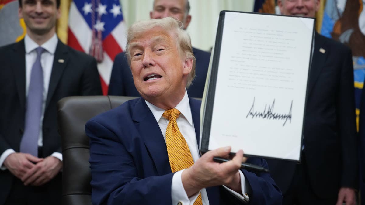 White House sets 2028 deadline to build working quantum computer ahead ...