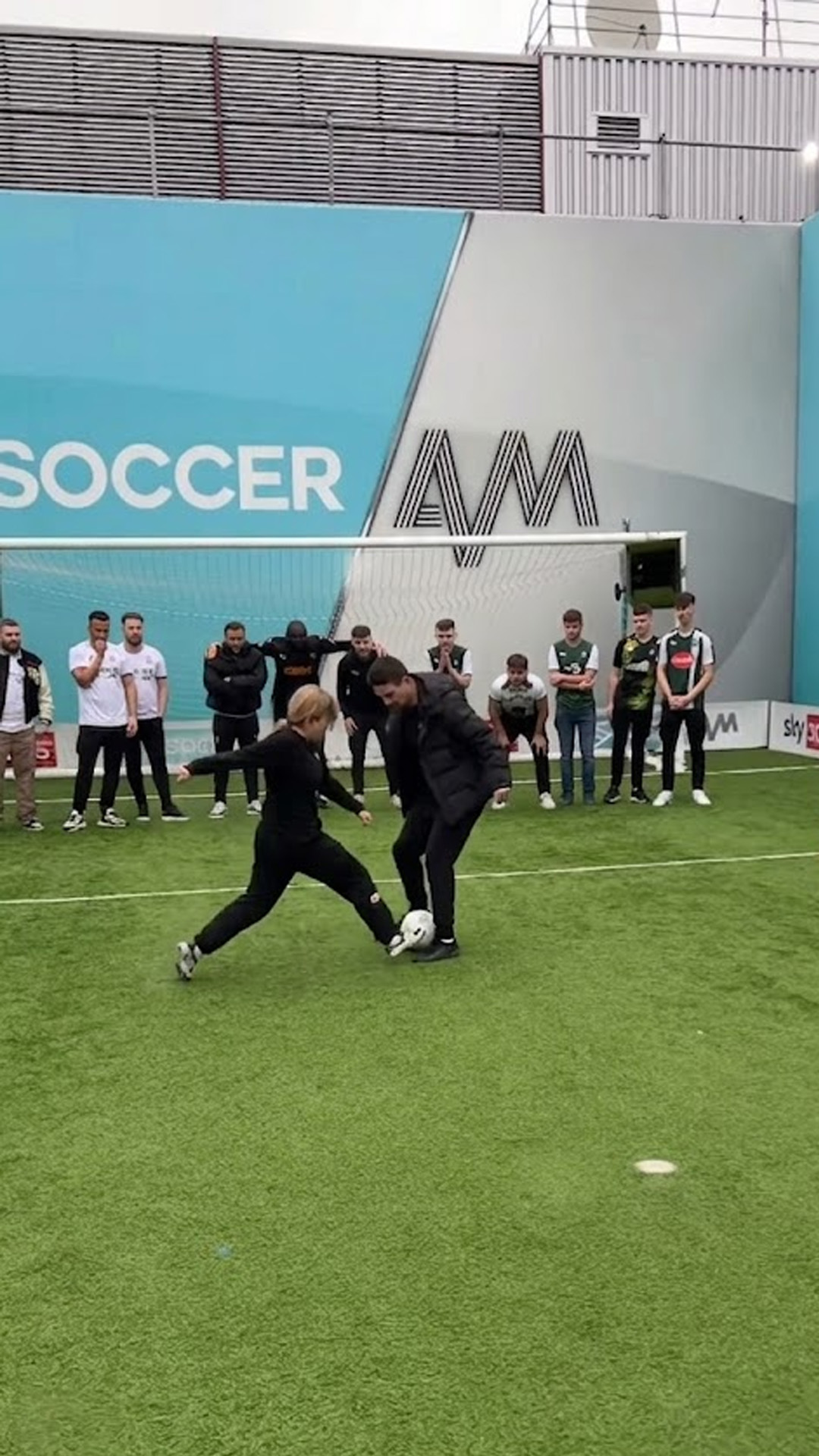 Football nutmeg skill gets massive crowd reaction