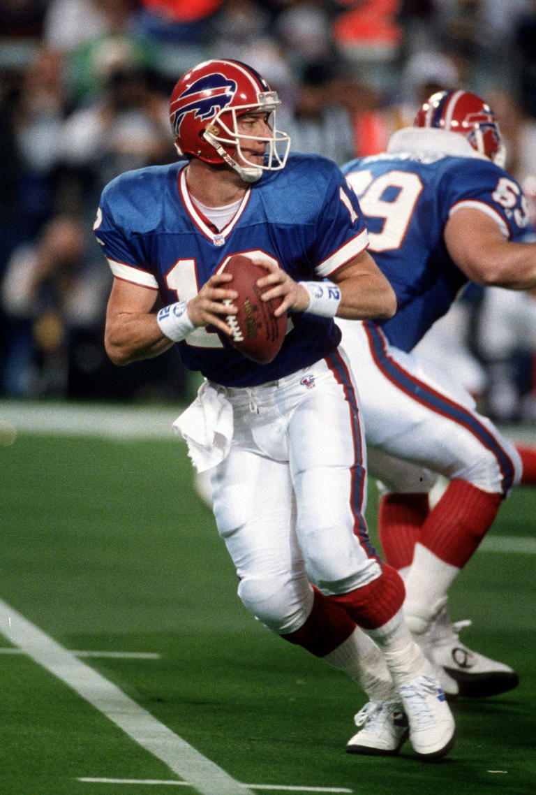 Bills legend Jim Kelly reveals he suffered stroke this spring