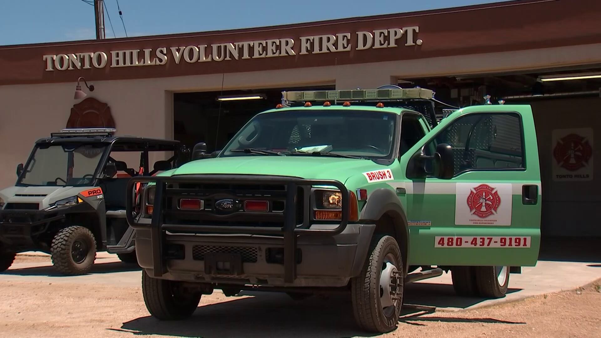 Unlikely heroes rush to battle Kay Fire near Cave Creek