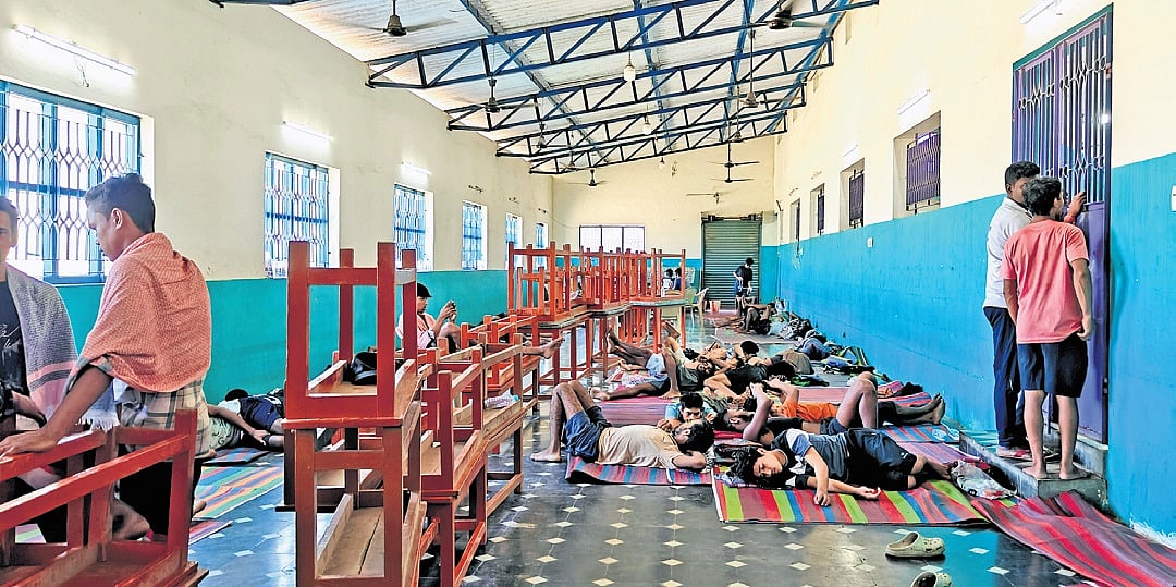 Tiruvallur ammonia gas leak: Anxious wait for kin on worker health status