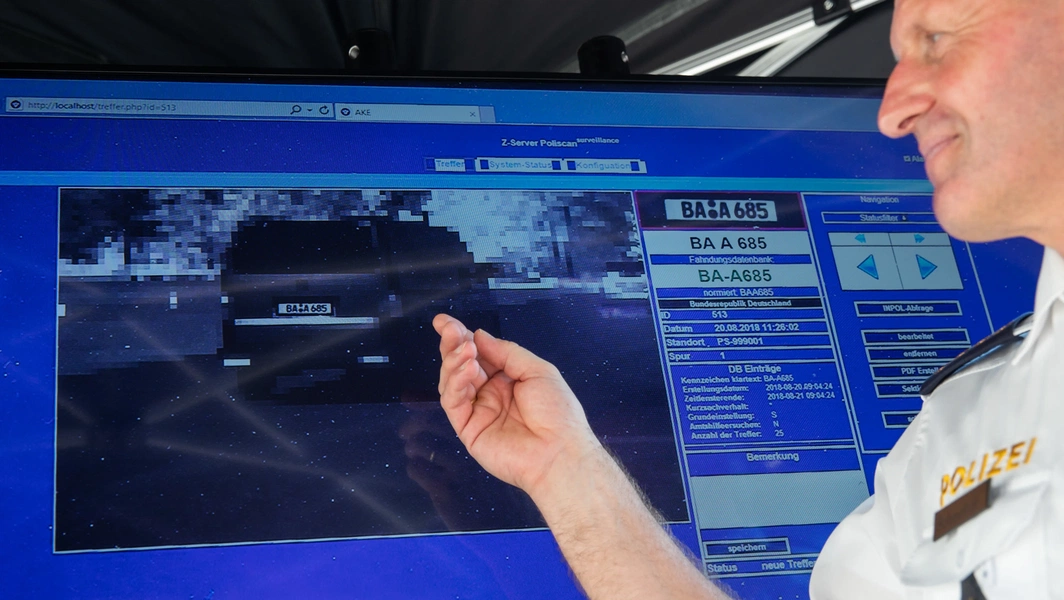 Retailers' use of license plate scanners