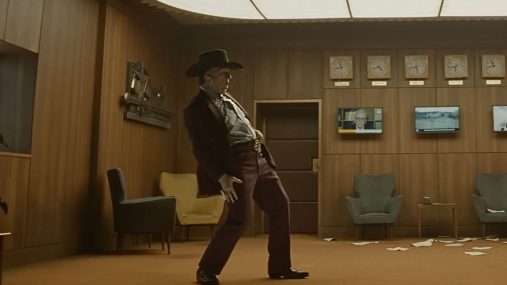 Tom Cruise is unrecognizable in new trailer for upcoming epic 'Digger'