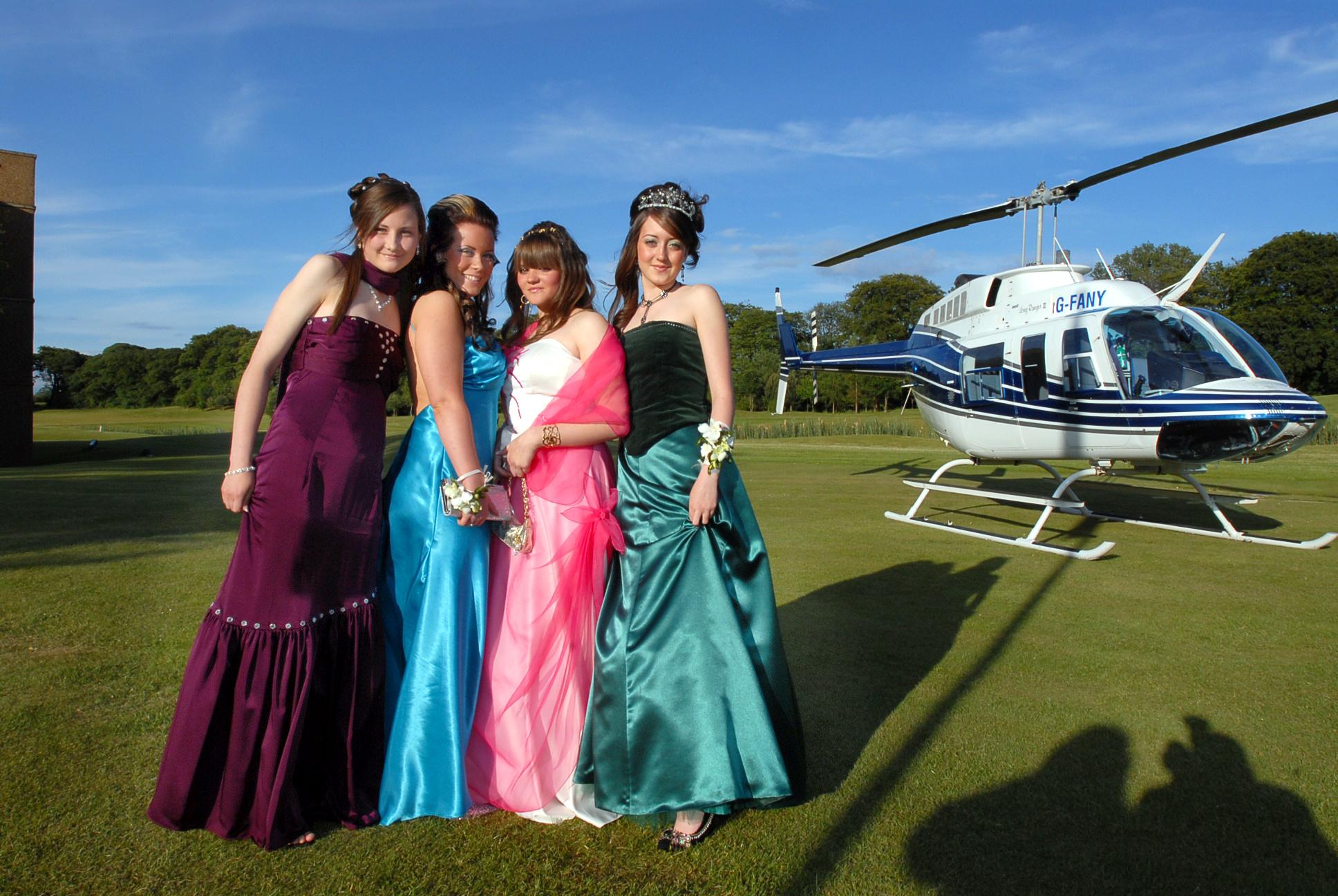 That's how you arrive in style! Helicopter, Rolls Royce and limos at ...