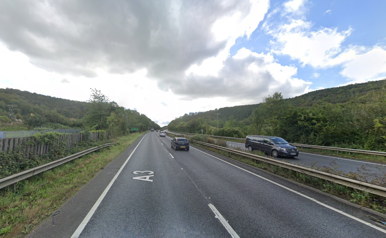 A3 Hampshire traffic: Delays after lane closure near Clanfield caused ...