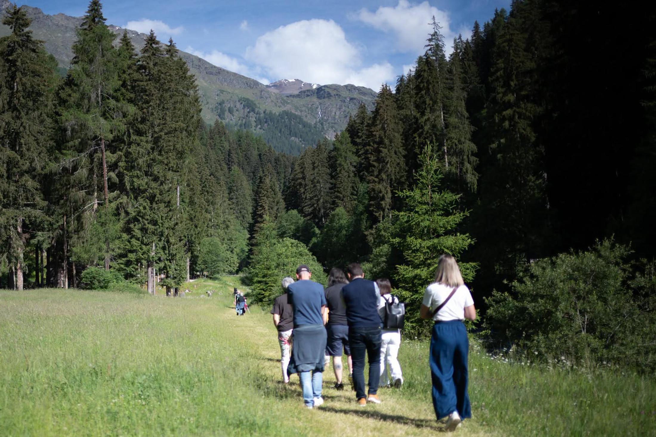Il cammino dei tre parchi. Ecoescursione ad anello