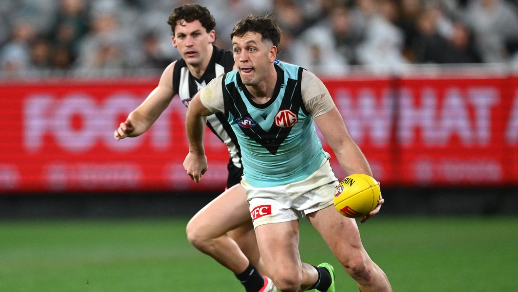Butters delays decision on record AFL offers until season end