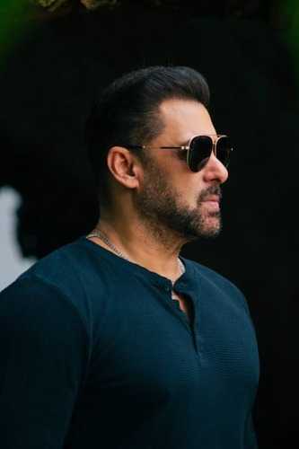 10 years after their spat, Salman Khan & Rakeysh Omprakash Mehra to ...