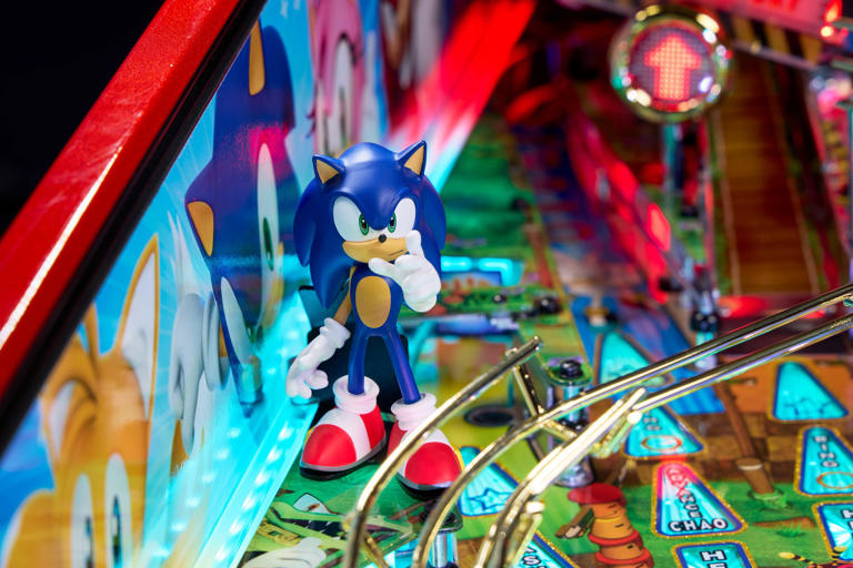 Sonic the Hedgehog pinball table revealed on franchise's 35th anniversary