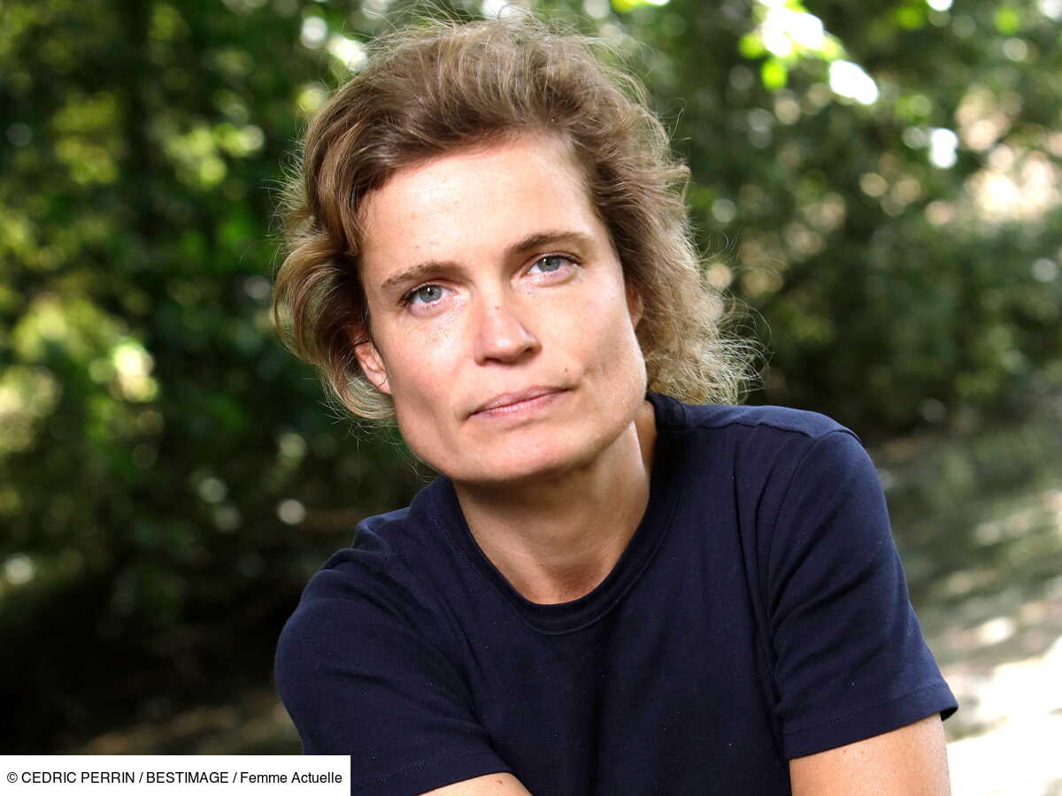 « Il était très particulier » : Sarah Biasini, la fille de Romy ...