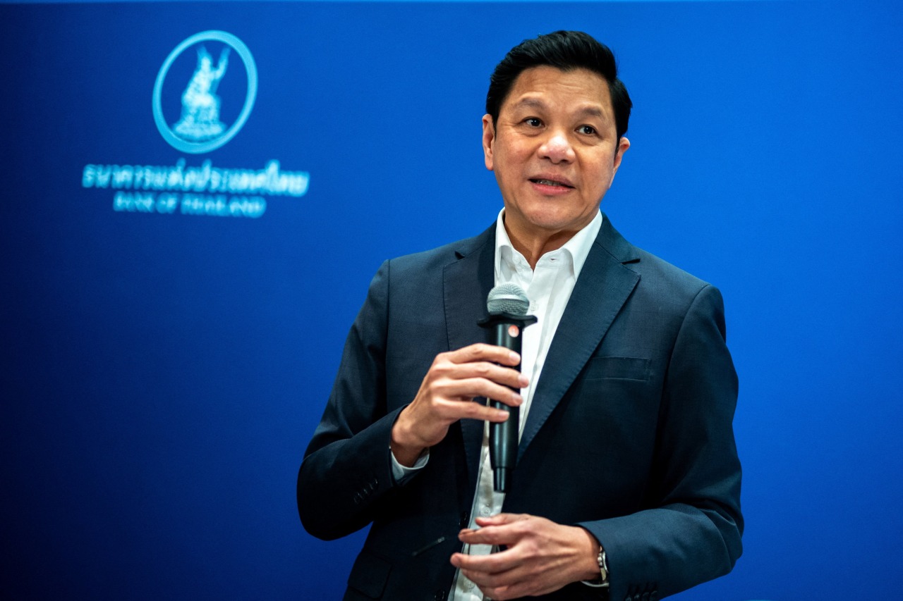 Thai central bank stays on hold as it gauges risks