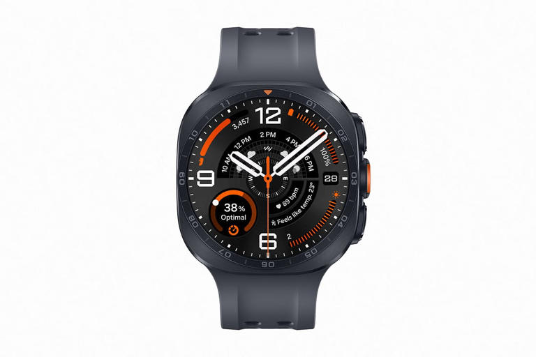 Galaxy Watch Ultra 2 design is here — two colors, three buttons, and more