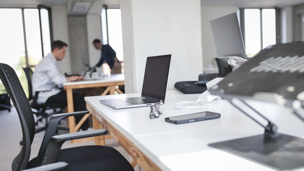 9 outdated workplace practices driving employee turnover