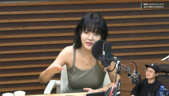 AOA 지민, '짧은 치마' 11년 만에 대박 역주행…"두둑한 가창료"