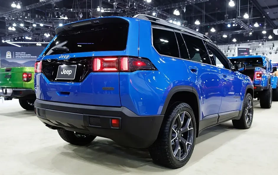 Jeep teases 2027 Cherokee Trailhawk with rugged upgrades
