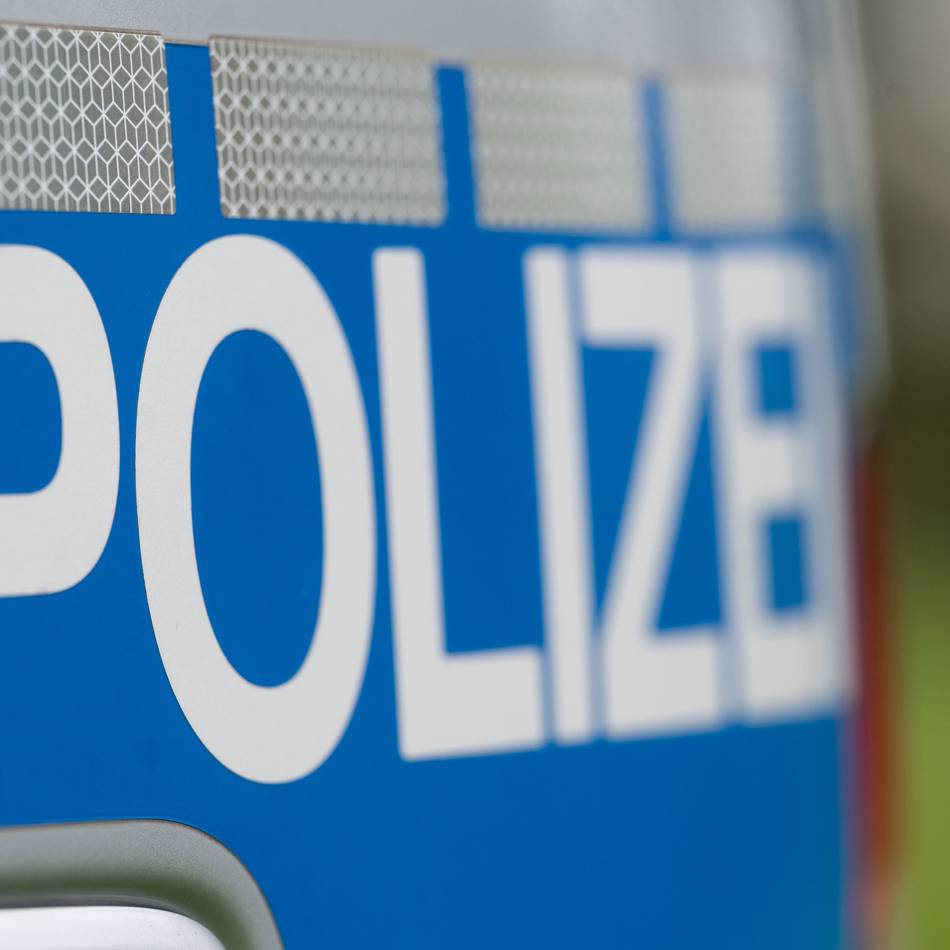 Audi A6 an der Leichlinger Straße gestohlen
