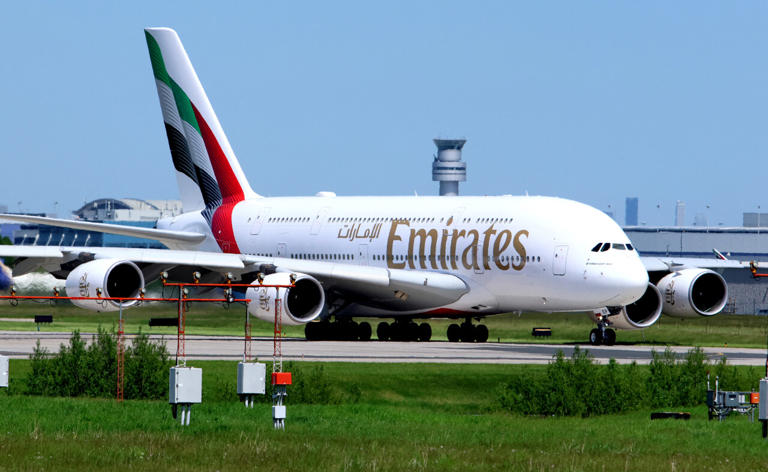 Airbus annonce des inspections immédiates sur des avions A380 pour un ...