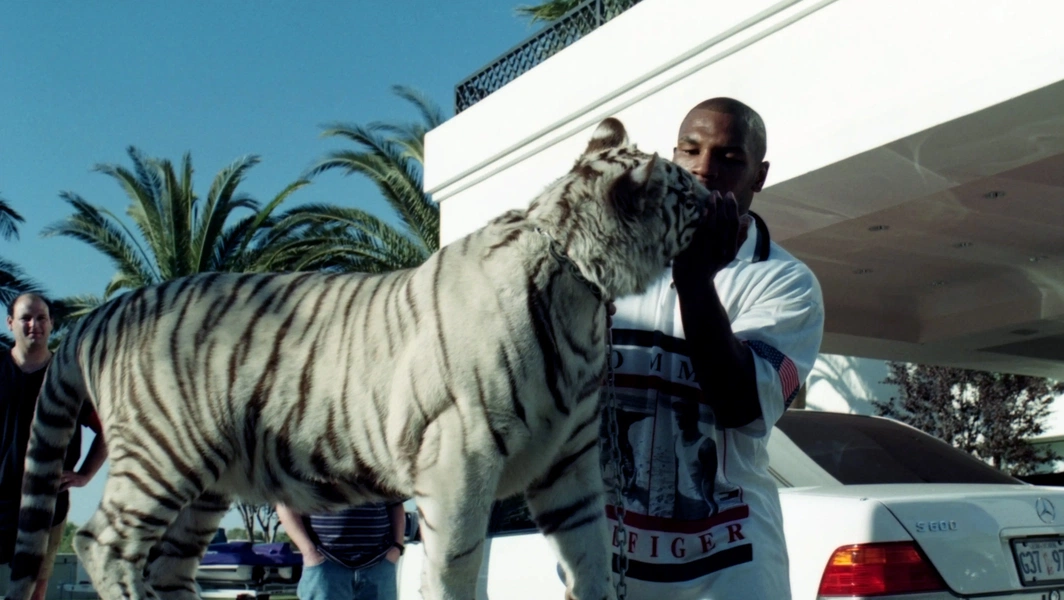 6 historical and modern celebrities with exotic pets