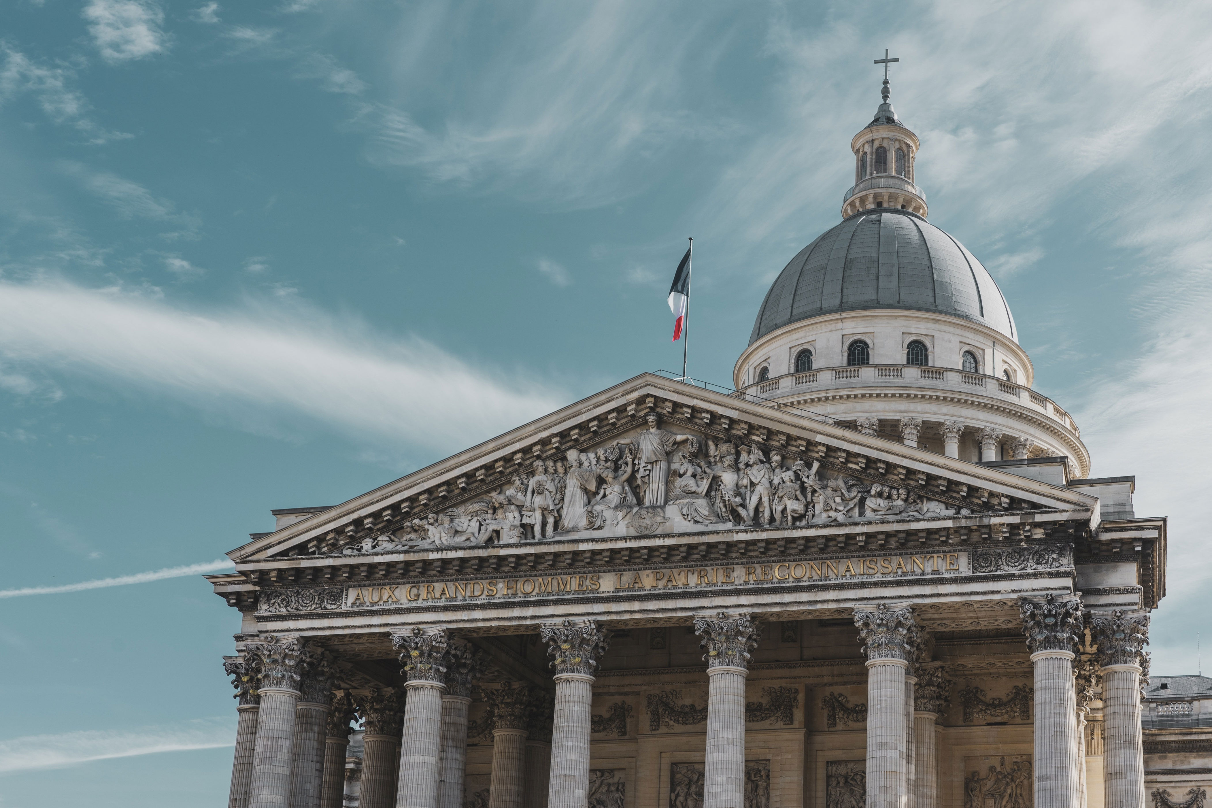 « Une figure tutélaire », Sarah Bloch salue la panthéonisation de son ...