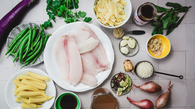 Kaeng pa (Thai jungle curry) with fish recipe