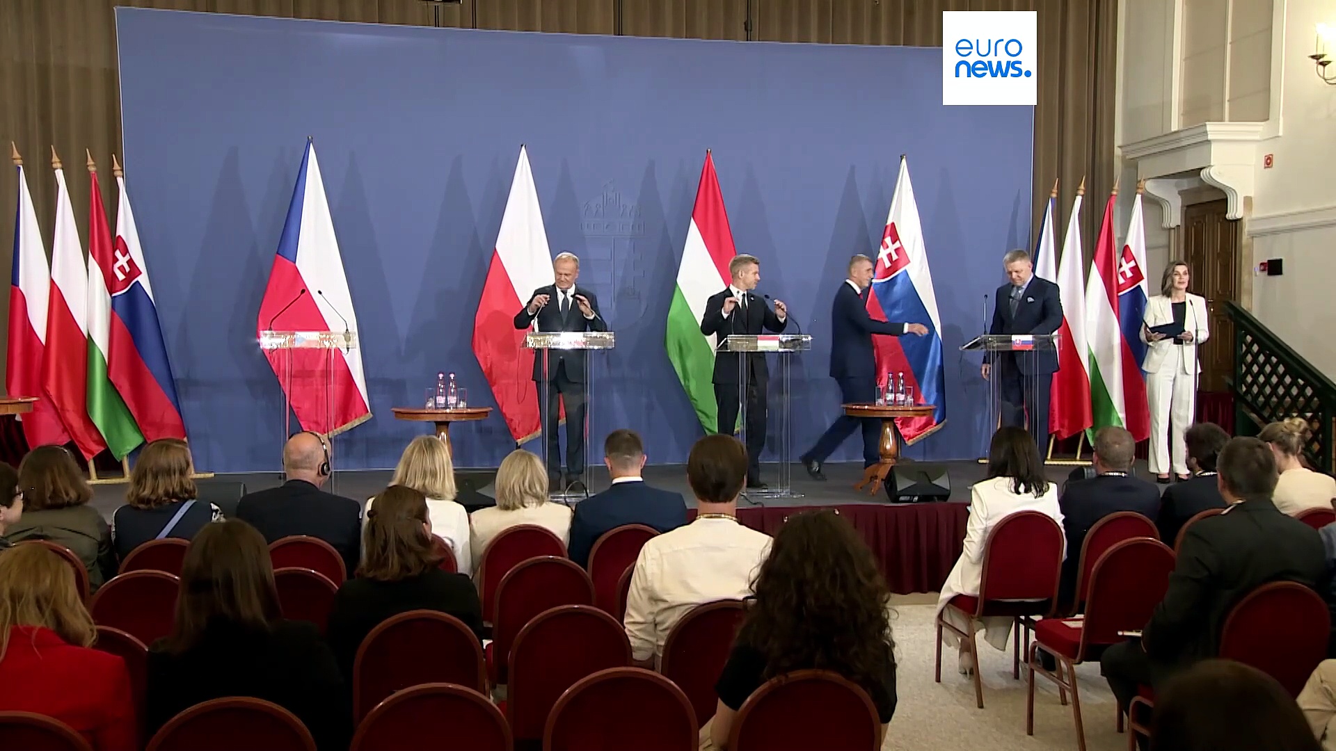 Péter Magyar cite Donald Tusk : « Le V4 est de retour