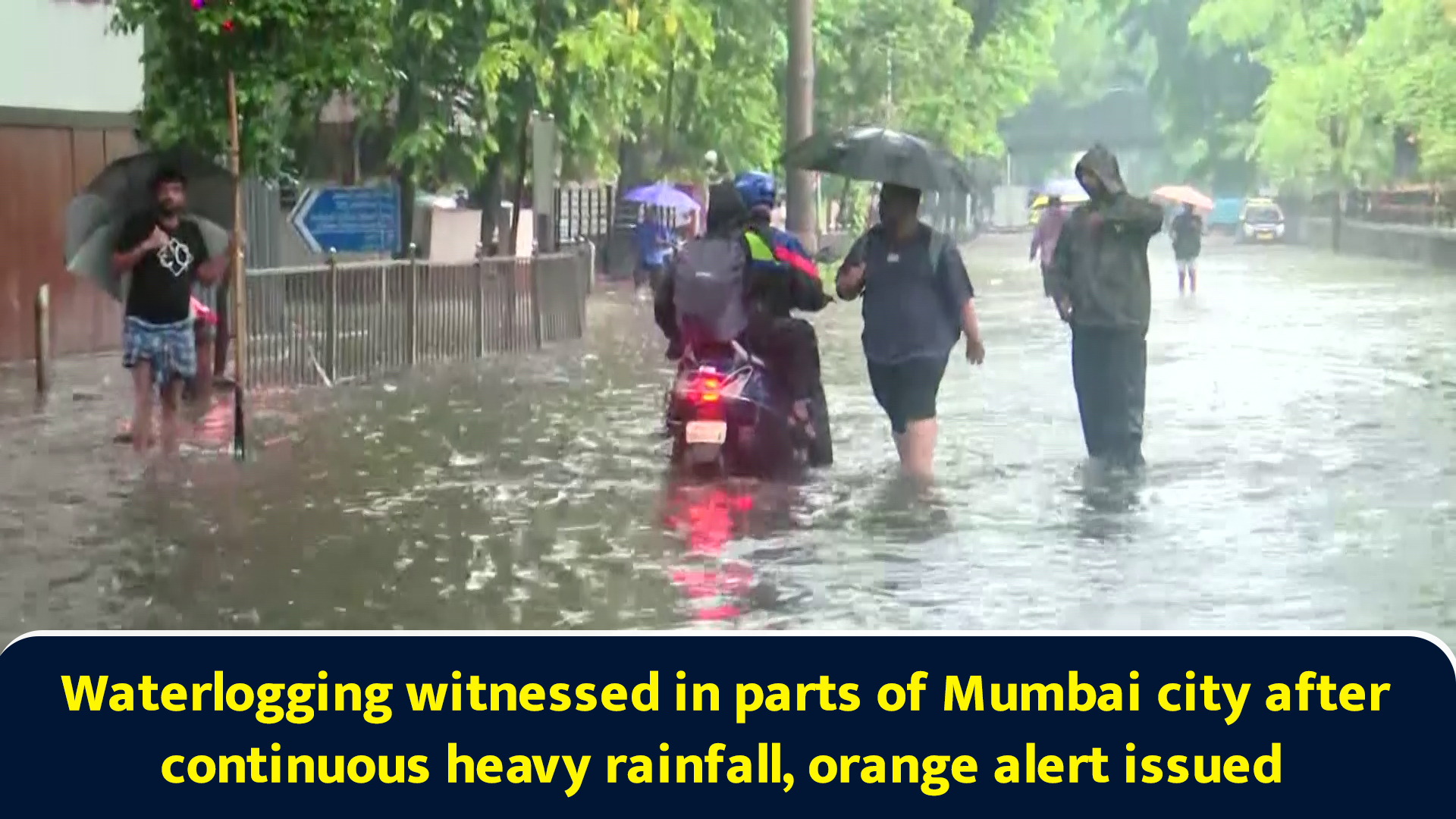 Waterlogging witnessed in parts of Mumbai city after continuous heavy ...