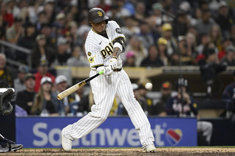 Padres edge Braves on Manny Machado's 10th-inning single
