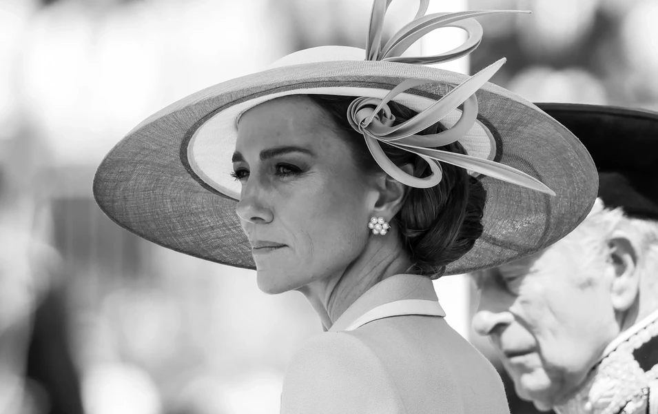 Kate Middleton adopts Queen Elizabeth’s guarded public approach