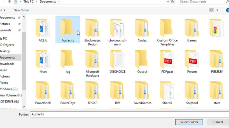 I solved my cluttered desktop problem with a Windows feature nobody ...
