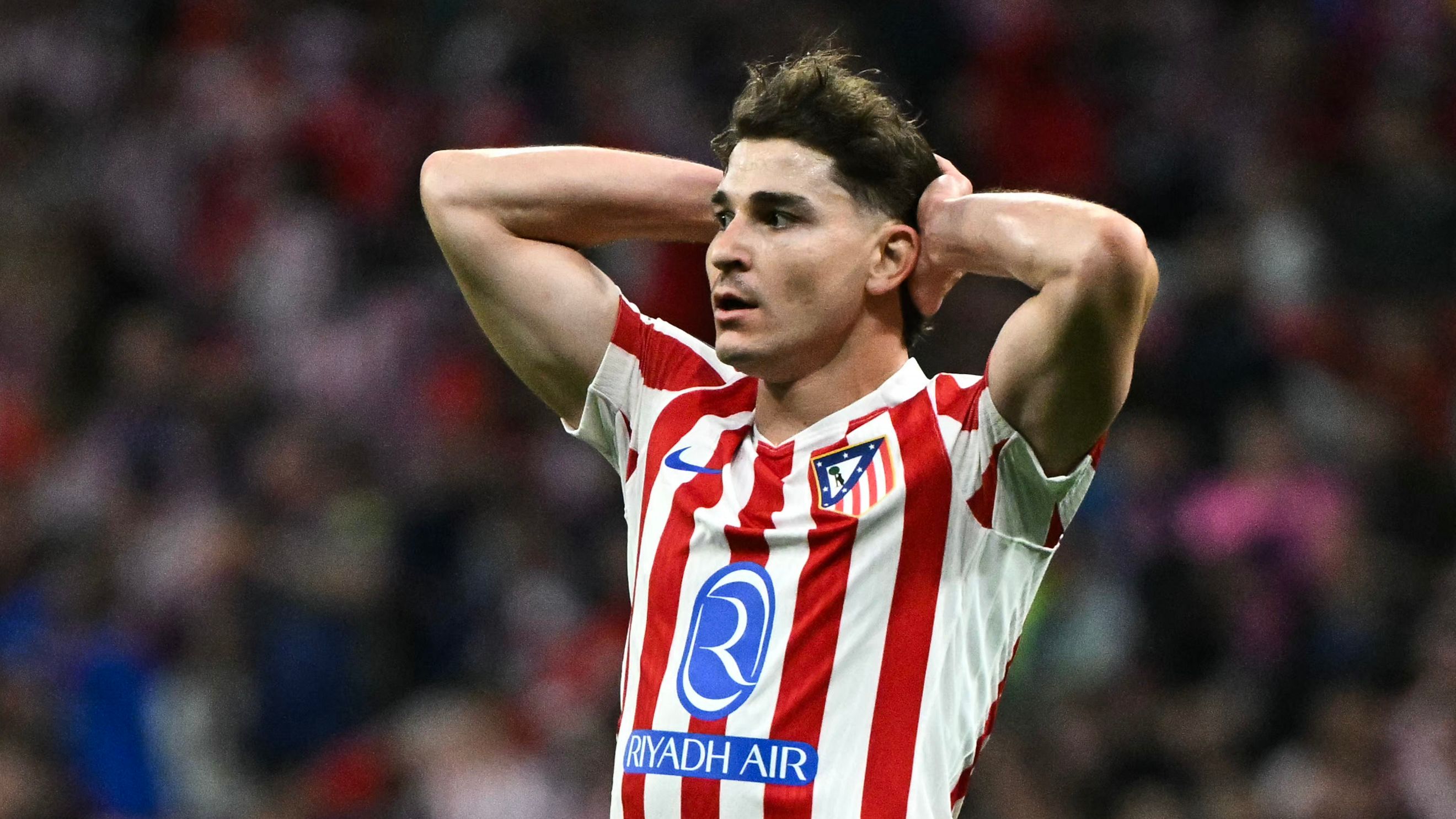 "Sie lügen sogar ihre eigenen Fans an": Heftige Kritik am FC Barcelona ...