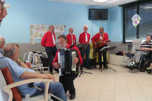 Festa d’estate alla Rsa Casa Madonna della Fiducia di Calolziocorte