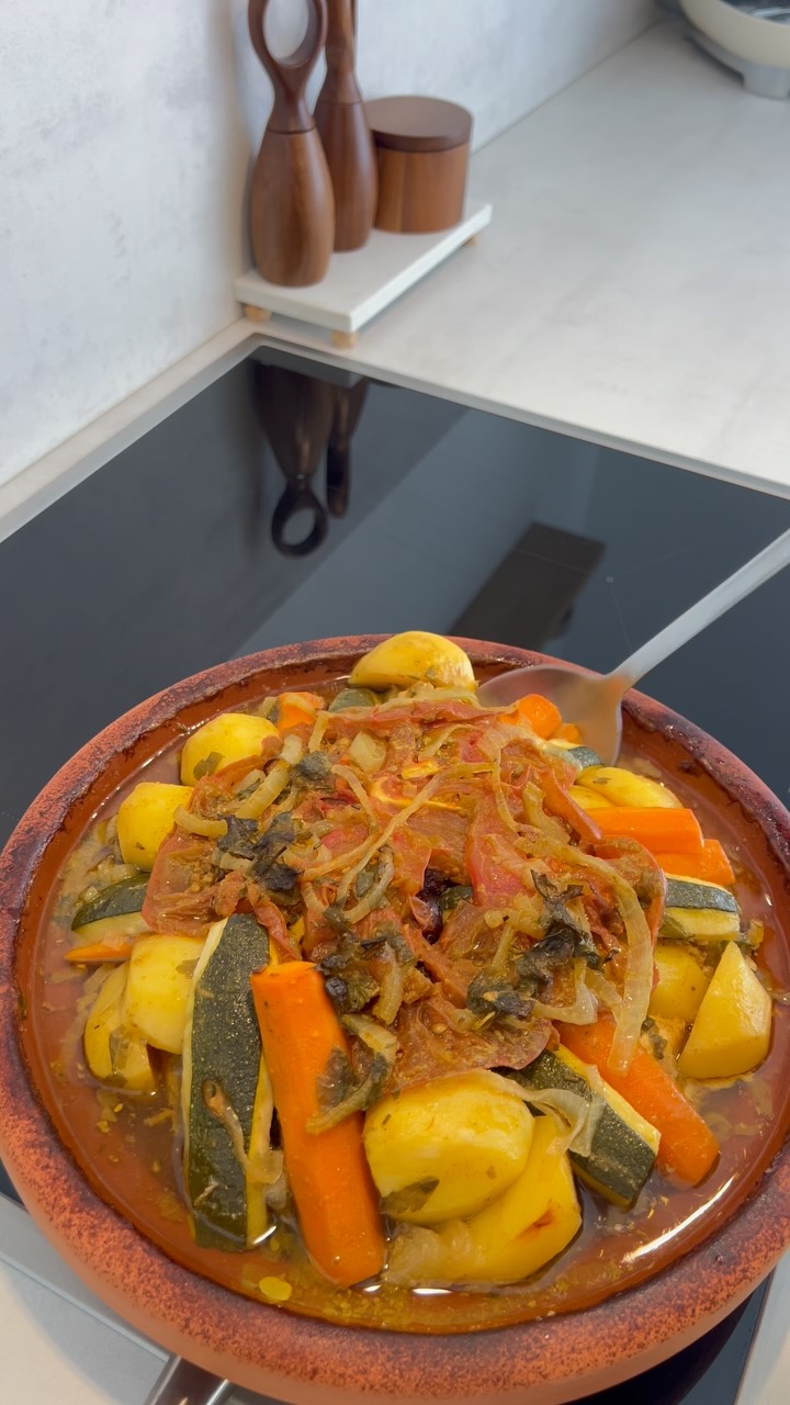 Tajine de frango aromático que vai surpreender todos