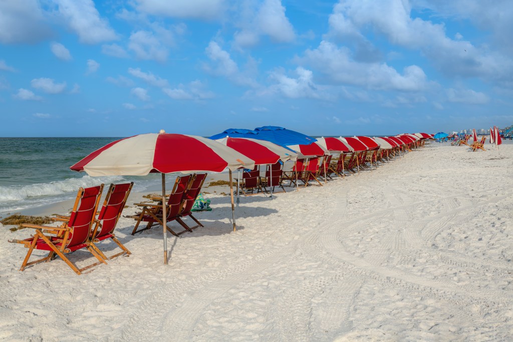 Parents 'banned from Florida county' after leaving baby alone on beach