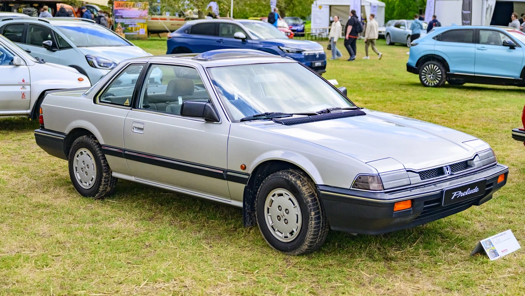 14 defining icons of 1980s cars and culture