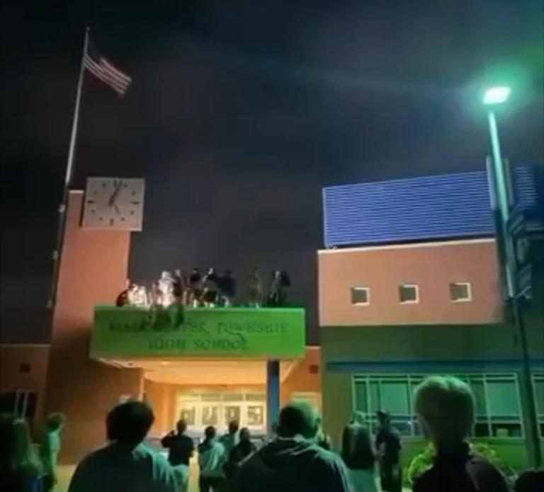 NJ students vandalize high school during wild 'senior prank' leading to ...