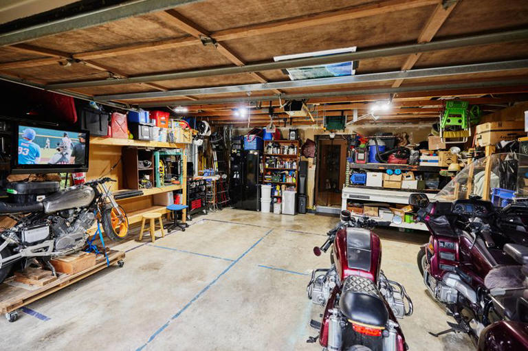 Homeowners told to take one common item out of the garage during UK ...