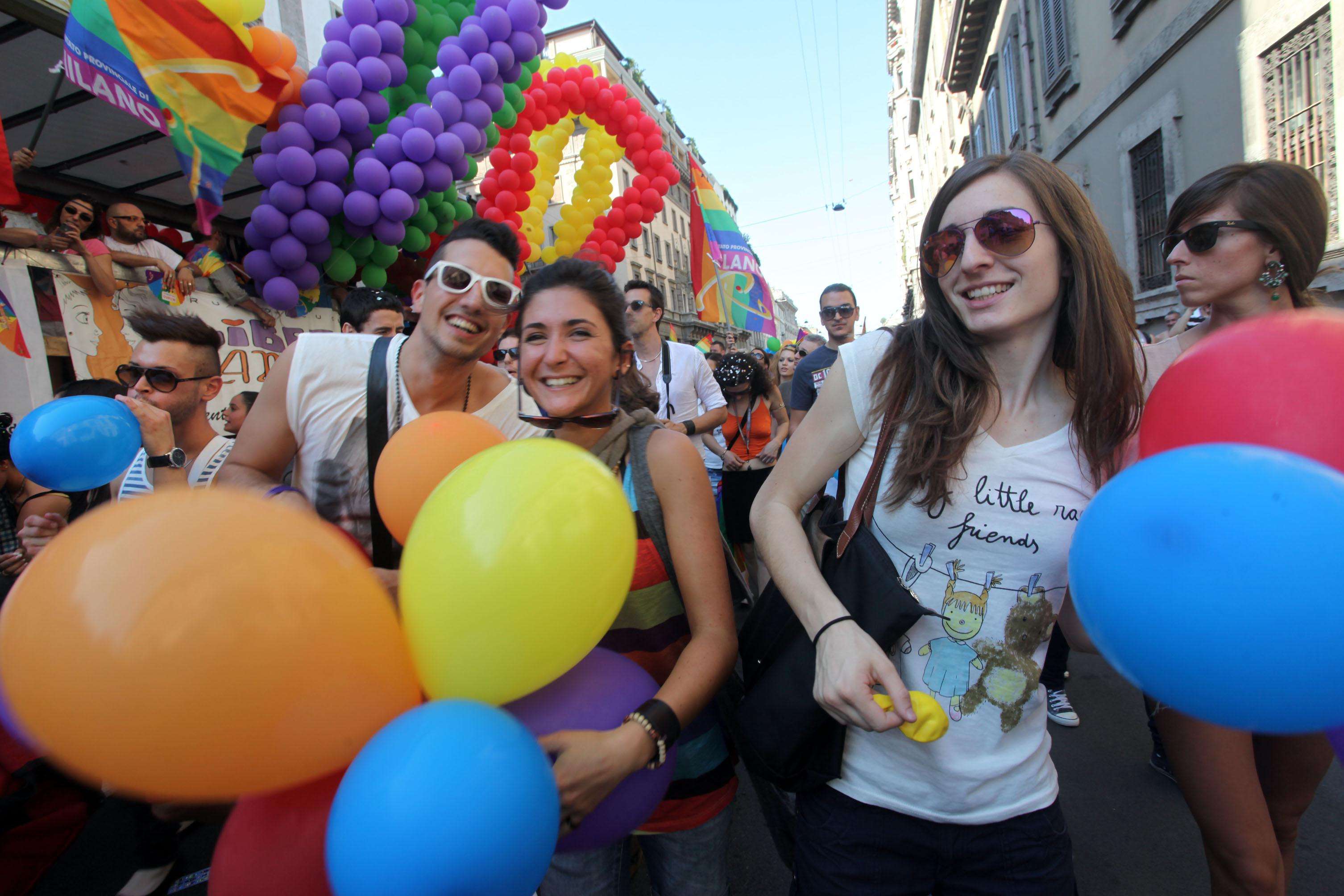 Milano Pride 2026: la parata, il percorso, il concerto e gli ospiti ...