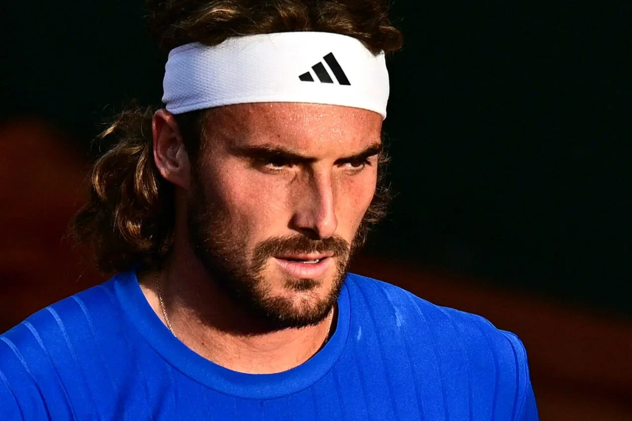 Tsitsipas i voldsomt raserianfald: 'Bolden er uspillelig!'