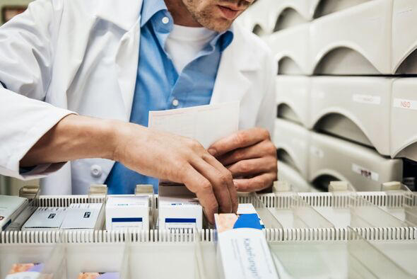 Anyone keeping statins on bedside table given urgent alert
