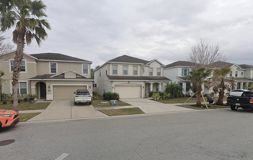 Florida toddler dies after being found unresponsive in hot car