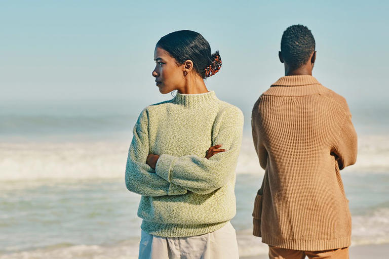 Psychotherapist shares the warning signs you could be overlooking in ...