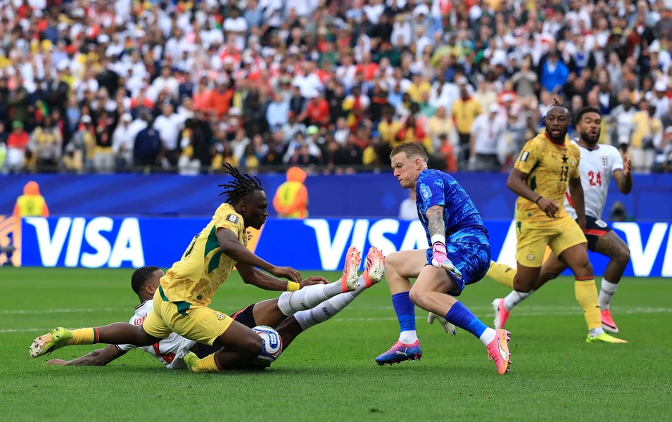 Pundits unite over controversial Ghana penalty denial