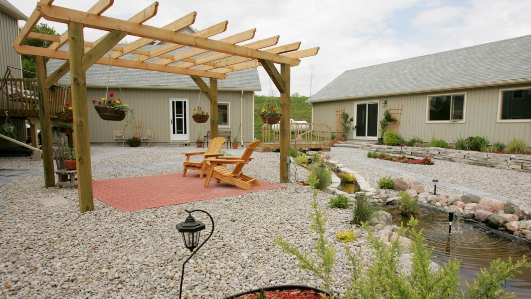16 budget-friendly DIY landscaping ideas