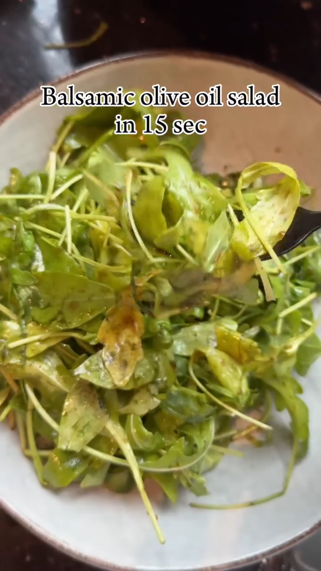Quick balsamic olive oil salad in 15 seconds easy healthy recipe