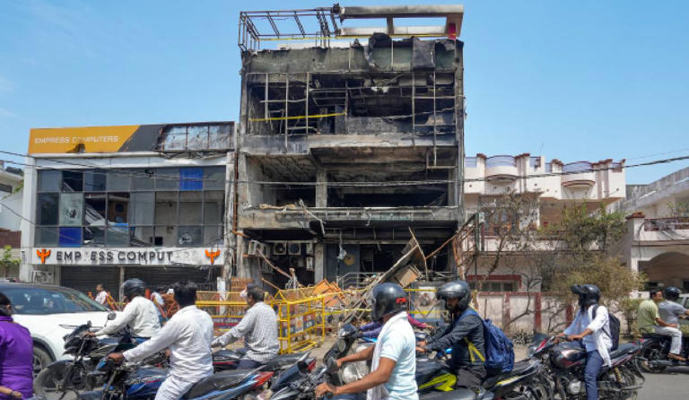 LDA to seal Lucknow coaching centre at 4 pm over safety and building ...