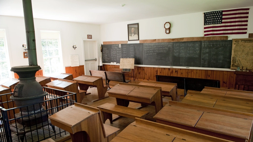 21 colorized glimpses of early to mid-20th century school life