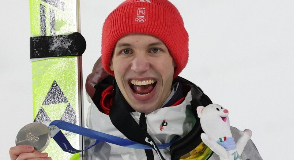 Tak mieszka Kacper Tomasiak. 19-letni medalista olimpijski ma na koncie ...