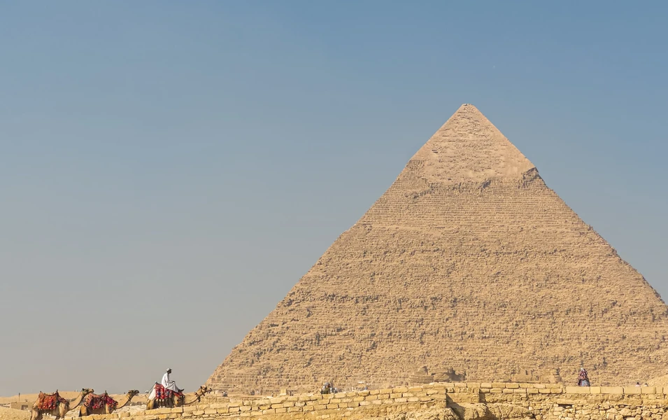 Scans reveal unexplained L-shaped structure near Great Pyramid